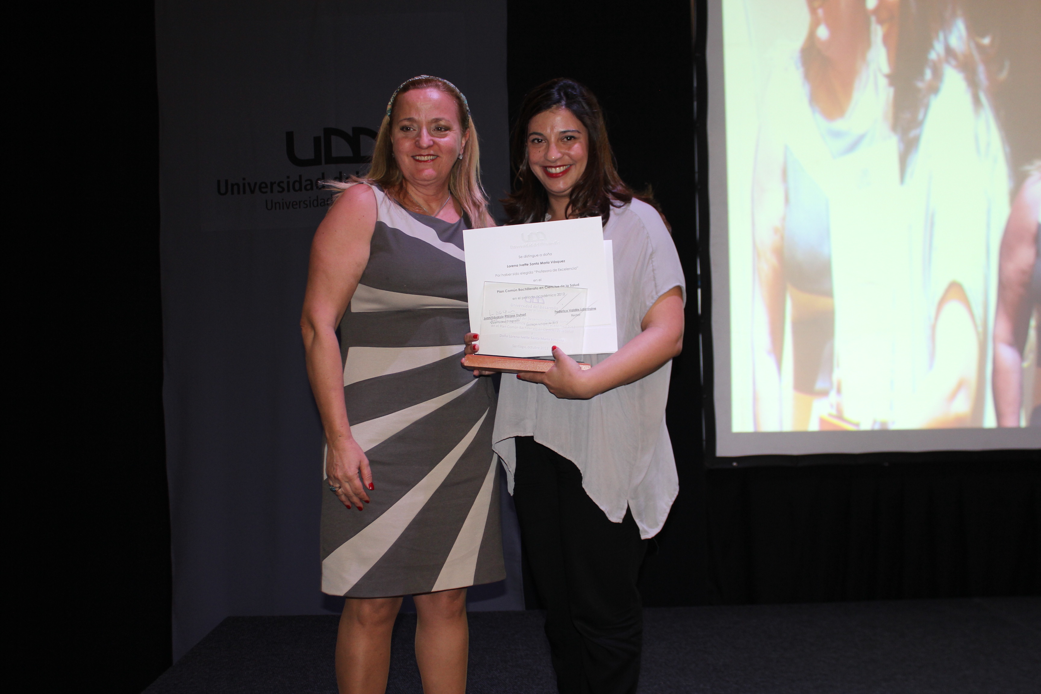 Dra. Liliana Jadue Lorena Santa María - Enfermería