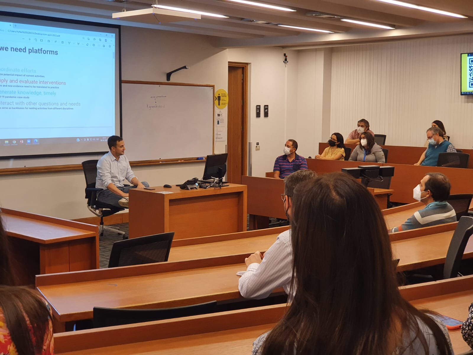 Seminario Académico: Dr. Rafael Araos expuso sobre la importancia de las plataformas para ...